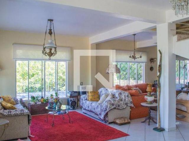 Casa à Venda Vila Nova, 4 Quartos, 329 m² Porto Alegre