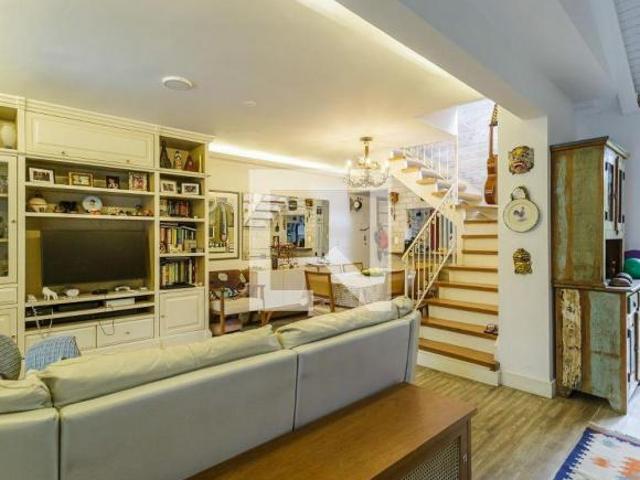 Casa à Venda Vila Olímpia, 2 Quartos, 130 m2