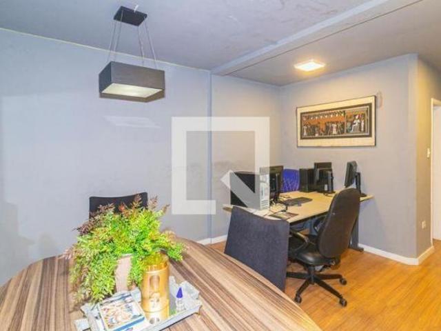Casa à Venda Vila Olímpia, 2 Quartos, 190 m² São Paulo