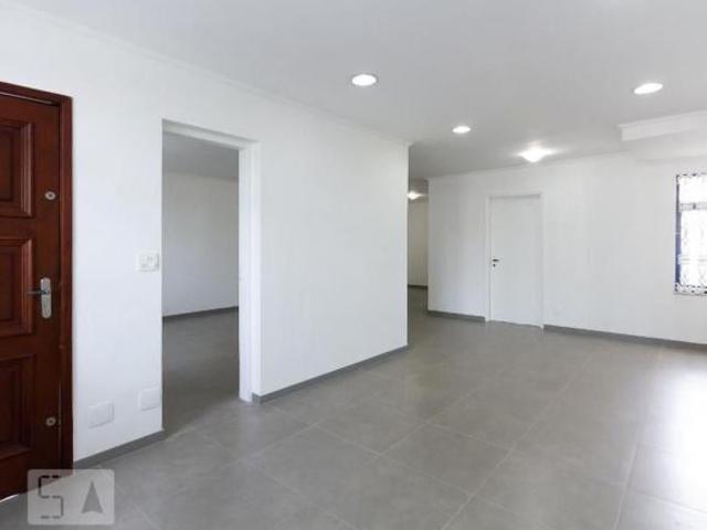 Casa à Venda Vila Olímpia, 3 Quartos, 400 m2