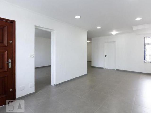 Casa à Venda Vila Olímpia, 3 Quartos, 400 m2