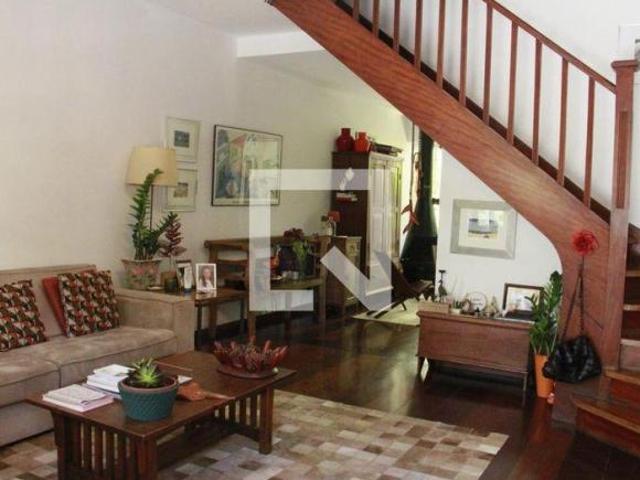 Casa à Venda Vila Olímpia, 3 Quartos, 173 m2