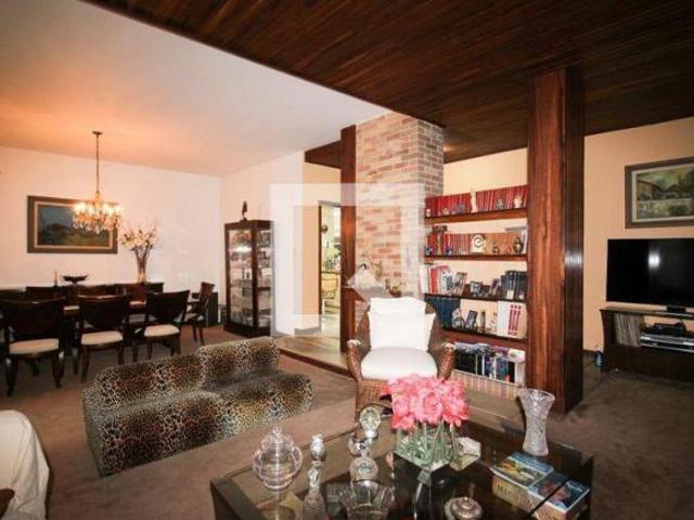 Casa à Venda Vila Olímpia, 3 Quartos, 269 m² São Paulo