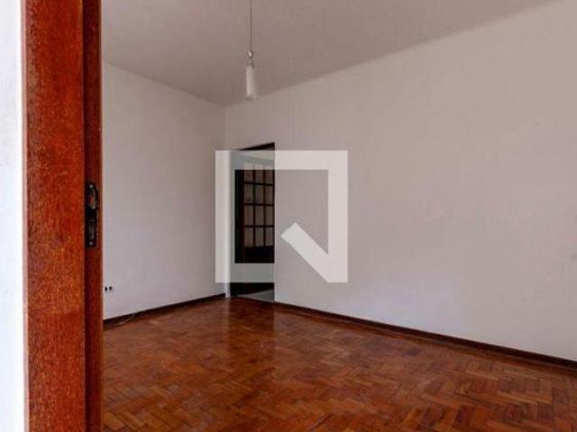 Casa à Venda Vila Pompéia, 2 Quartos, 96 m² São Paulo