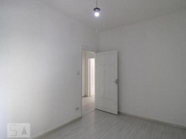 Casa à Venda Vila Pompéia, 2 Quartos, 120 m2