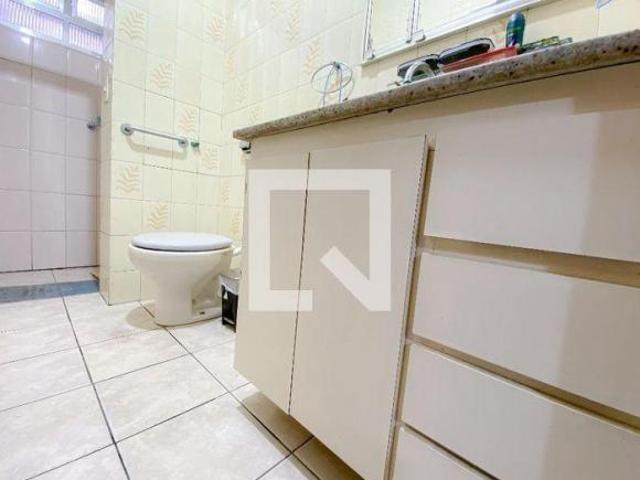 Casa à Venda Vila Pompéia, 2 Quartos, 138 m² São Paulo