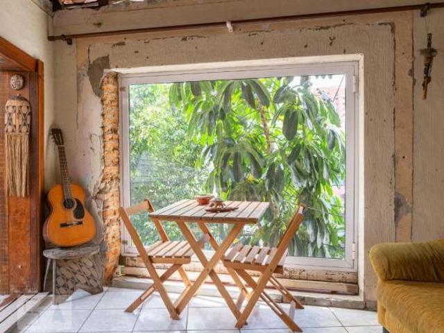Casa à Venda Vila Pompéia, 2 Quartos, 150 m2
