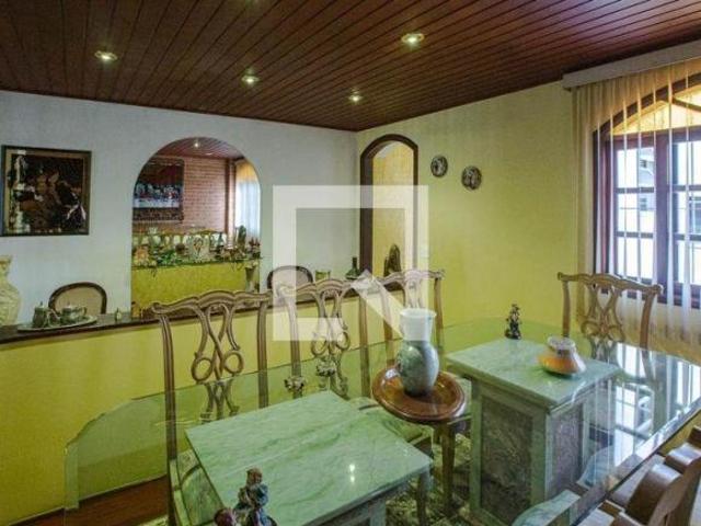 Casa à Venda Vila Pompéia, 3 Quartos, 400 m2