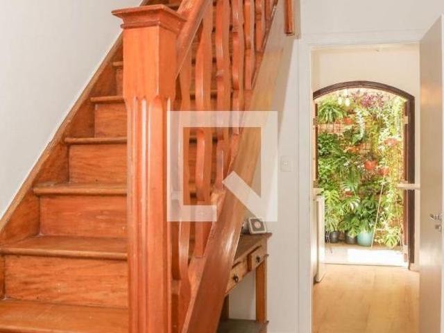Casa à Venda Vila Pompéia, 3 Quartos, 90 m2