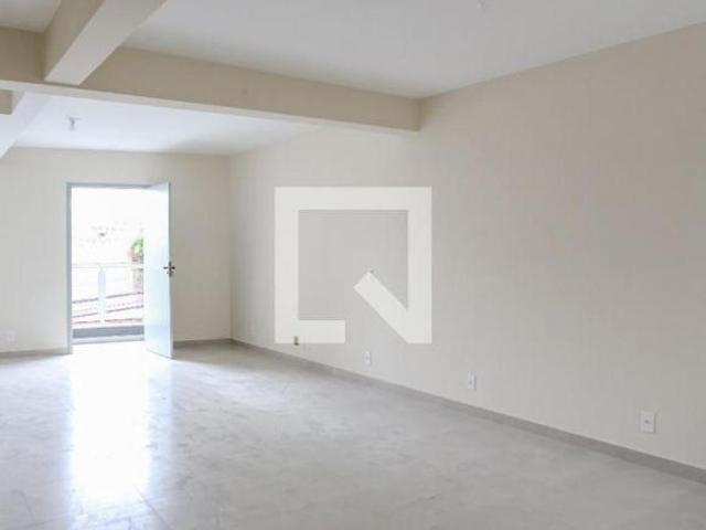 Casa à Venda Vila Pompéia, 3 Quartos, 130 m2