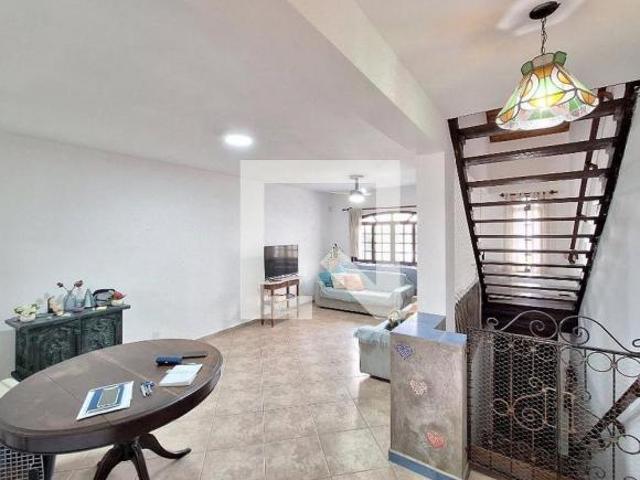 Casa à Venda Vila Pompéia, 3 Quartos, 144 m2
