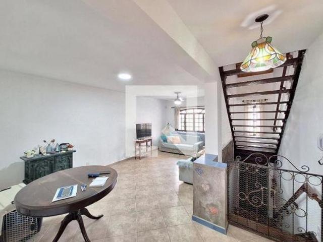 Casa à Venda Vila Pompéia, 3 Quartos, 144 m² São Paulo