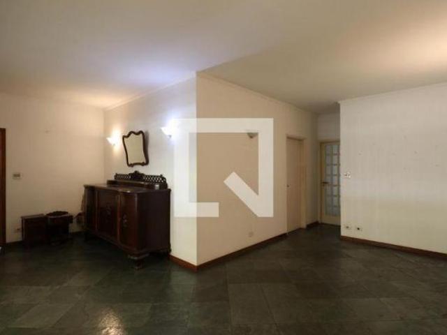 Casa à Venda Vila Pompéia, 3 Quartos, 184 m² São Paulo
