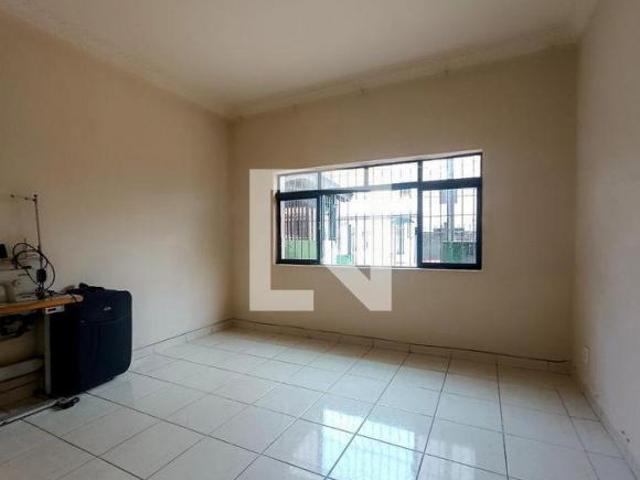 Casa à Venda Vila Pompéia, 3 Quartos, 186 m² São Paulo