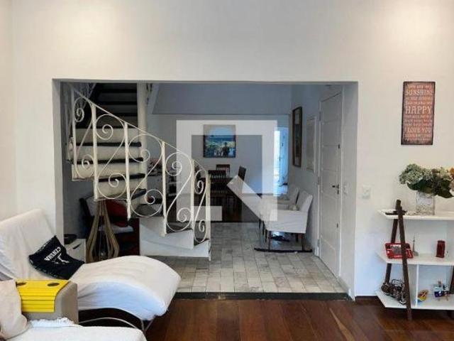 Casa à Venda Vila Pompéia, 4 Quartos, 260 m² São Paulo