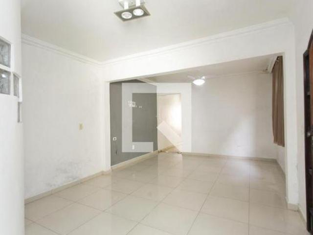 Casa à Venda Vila Princesa Isabel, 3 Quartos, 200 m² São Paulo
