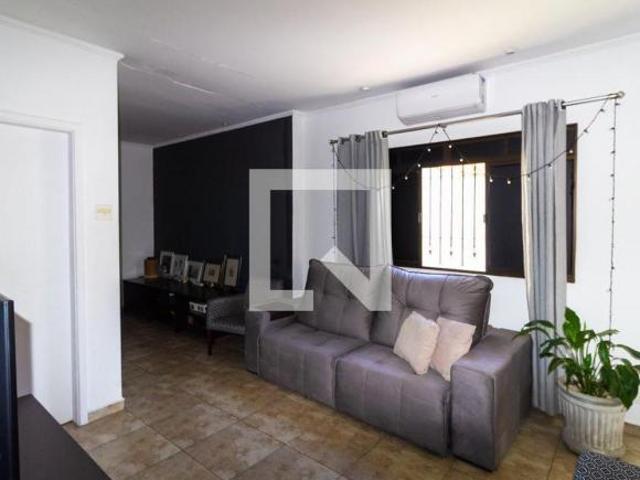 Casa à Venda Vila Prudente, 3 Quartos, 180 m2
