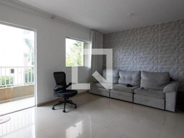 Casa à Venda Vila Ré, 4 Quartos, 200 m² São Paulo