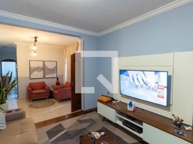 Casa à Venda Vila Ré, 4 Quartos, 250 m² São Paulo