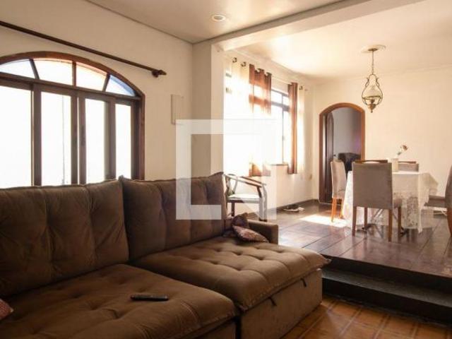 Casa à Venda Vila Ré, 4 Quartos, 320 m2