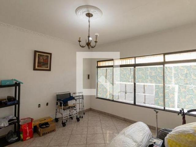 Casa à Venda Vila Ré, 2 Quartos, 150 m2