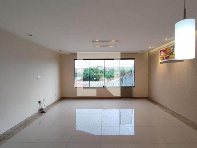 Casa à Venda Vila Re, 3 Quartos, 144 m2