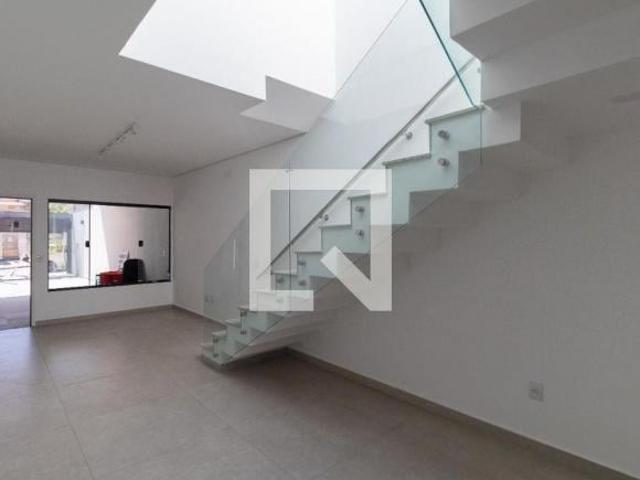 Casa à Venda Vila Ré, 3 Quartos, 165 m2