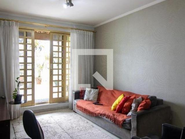 Casa à Venda Vila Ré, 3 Quartos, 220 m² São Paulo