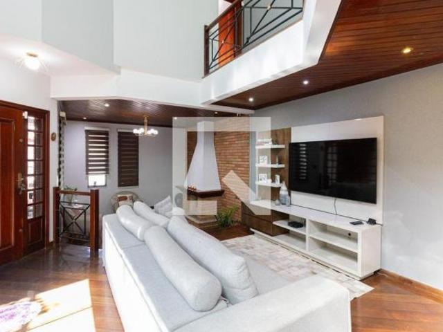 Casa à Venda Vila Ré, 3 Quartos, 250 m2