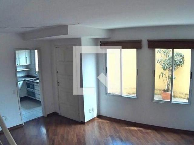 Casa à Venda Vila Romana, 2 Quartos, 109 m2