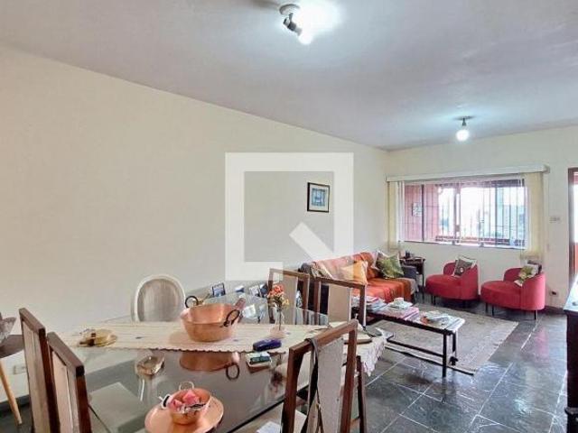 Casa à Venda Vila Romana, 6 Quartos, 100 m2