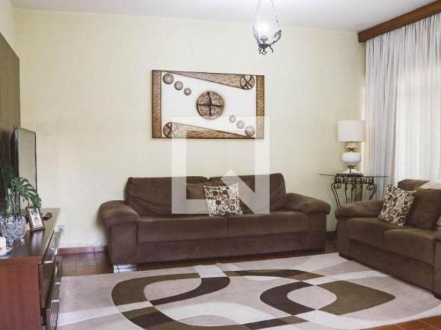 Casa à Venda Vila Roque, 3 Quartos, 150 m2