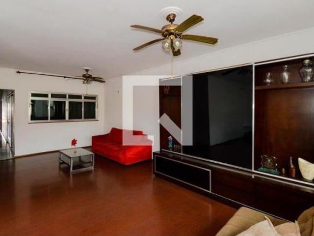 Casa à Venda Vila Rosália, 5 Quartos, 250 m² Guarulhos