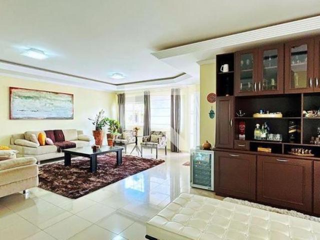 Casa à Venda Vila Rosália, 6 Quartos, 500 m² Guarulhos
