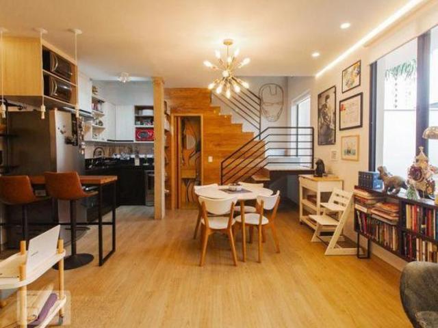Casa à Venda Vila Santa Clara, 2 Quartos, 105 m² São Paulo