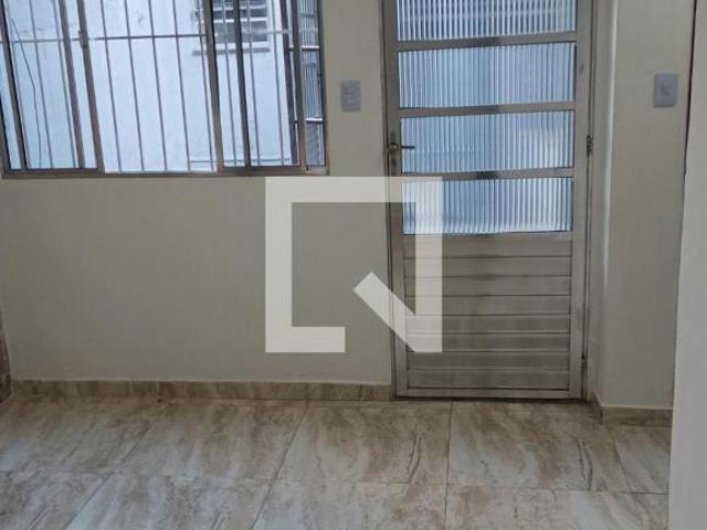 Casa à Venda Vila Santa Clara, 2 Quartos, 120 m2