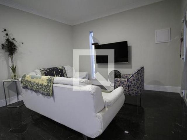 Casa à Venda Vila Santa Clara, 2 Quartos, 90 m2