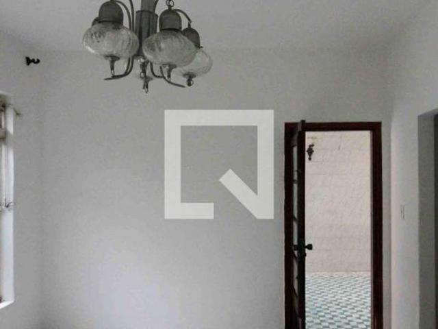 Casa à Venda Vila Santa Clara, 2 Quartos, 90 m2