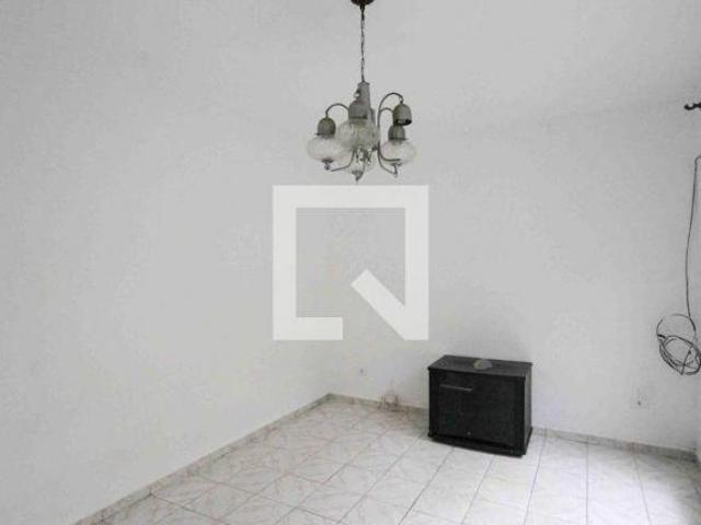 Casa à Venda Vila Santa Clara, 2 Quartos, 90 m² São Paulo