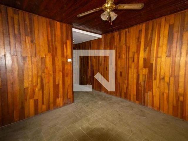 Casa à Venda Vila Santa Clara, 2 Quartos, 90 m² São Paulo