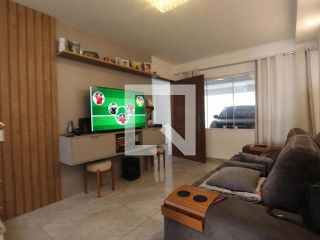 Casa à Venda Vila Santa Clara, 3 Quartos, 180 m2