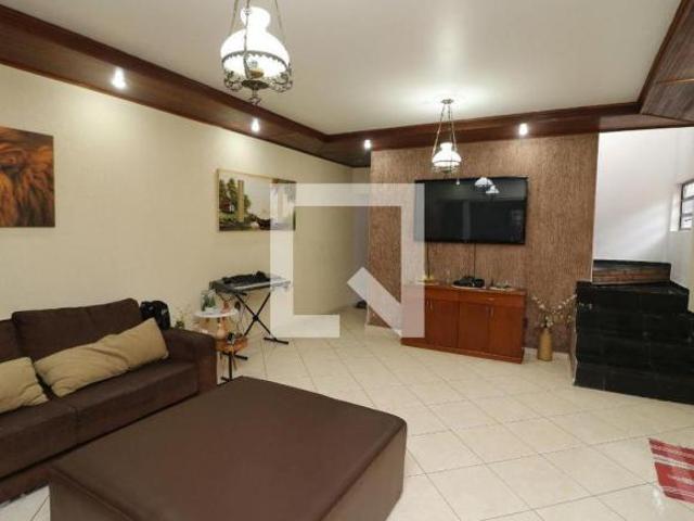 Casa à Venda Vila Santa Clara, 3 Quartos, 300 m2