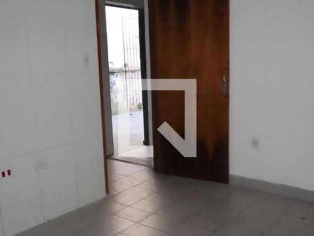 Casa à Venda Vila Santa Clara, 3 Quartos, 80 m2