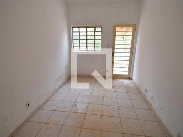 Casa à Venda Vila Santa Isabel, 1 Quarto, 60 m² Campinas