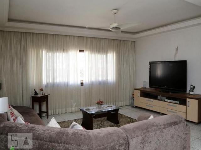 Casa à Venda Vila Santa Luzia, 3 Quartos, 190 m² Taboão da Serra