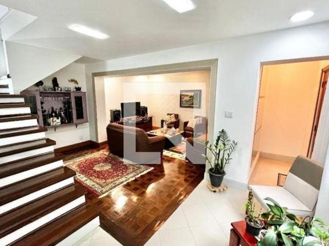 Casa à Venda Vila Santista, 7 Quartos, 365 m2