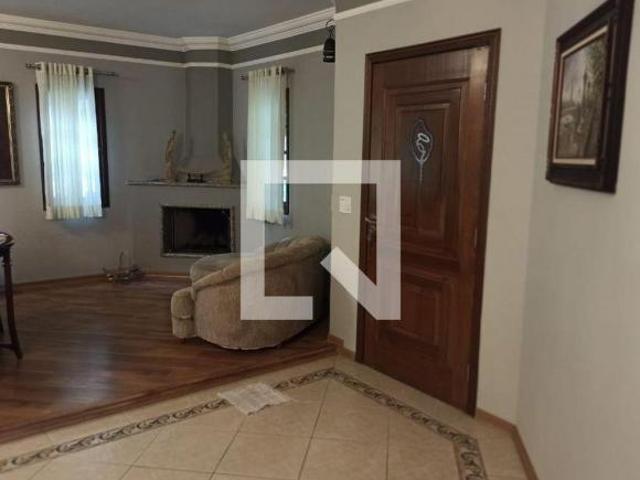 Casa à Venda Vila Santos, 4 Quartos, 330 m2