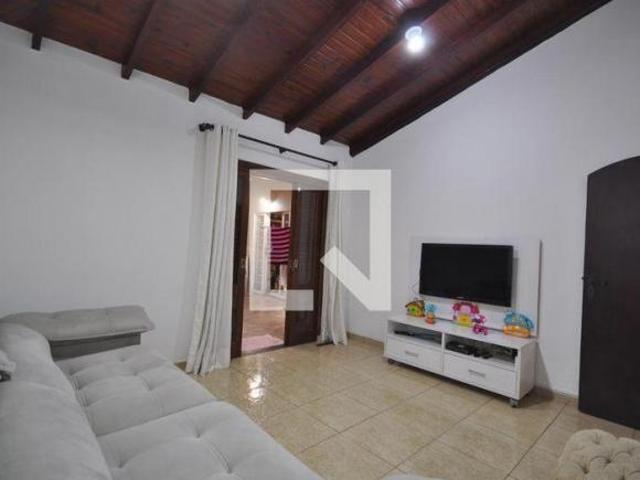 Casa à Venda Vila Sabrina, 3 Quartos, 200 m² São Paulo