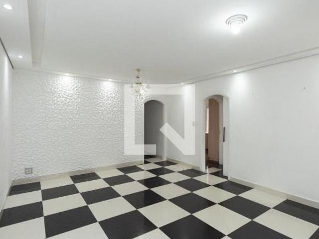 Casa à Venda Vila Sabrina, 4 Quartos, 176 m2