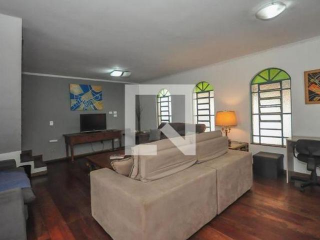 Casa à Venda Vila Sônia, 6 Quartos, 280 m² São Paulo